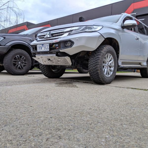 Evolution 3D Front Bumper Pajero Sport 2017-2019 - Rhino 4x4